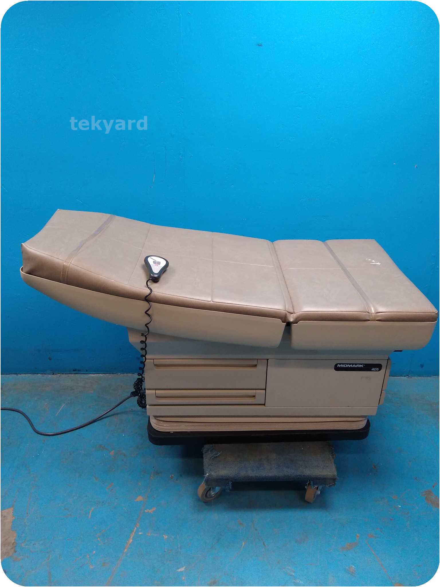 tekyard, LLC. - 303263-Midmark 405-017 Power Exam (Examination) Table ...