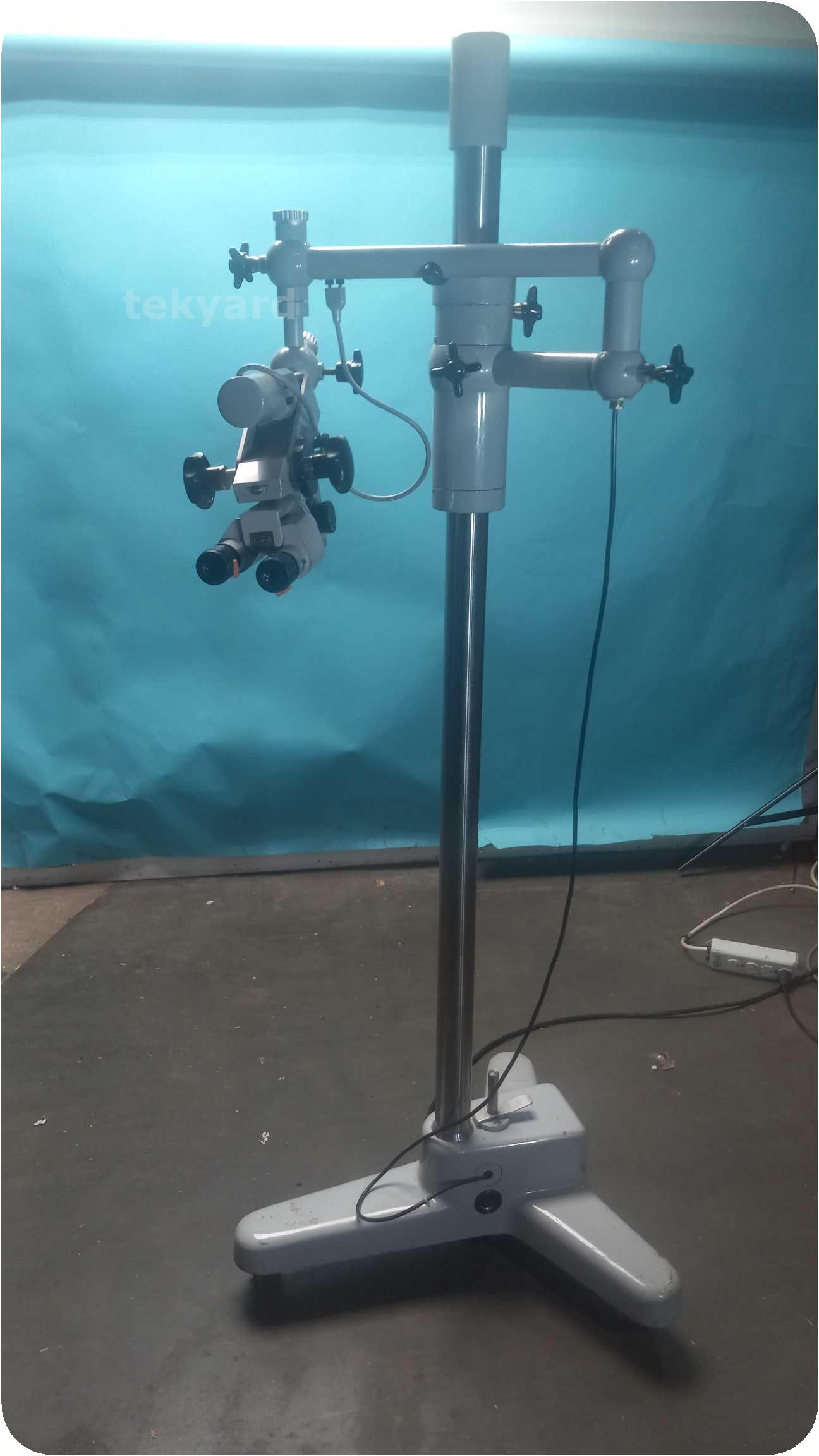 tekyard, LLC. - 319287-Carl Zeiss Surgical Microscope