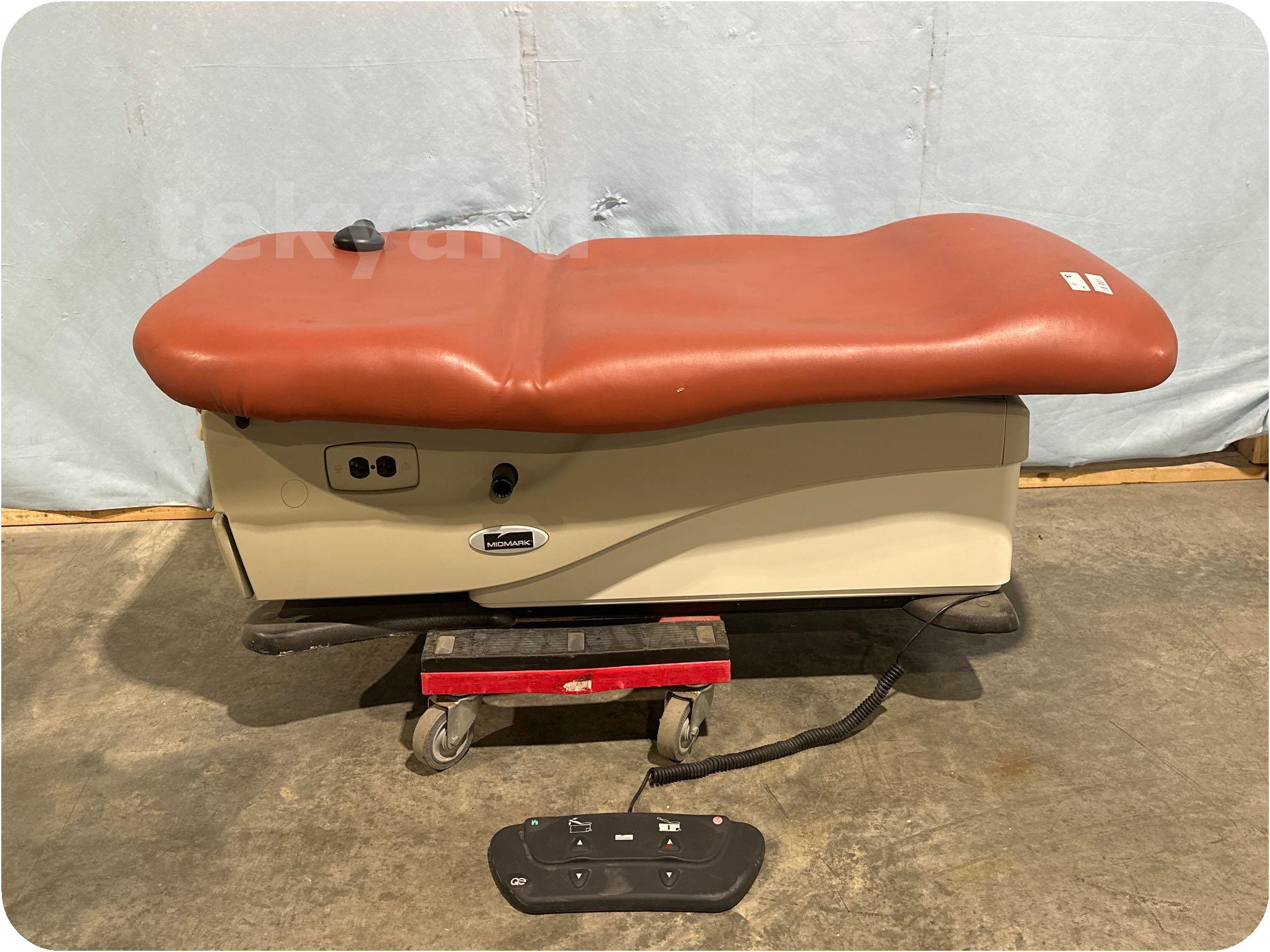 tekyard, LLC. - 350489-Midmark 625 417746 Barrier-Free Examination Chair